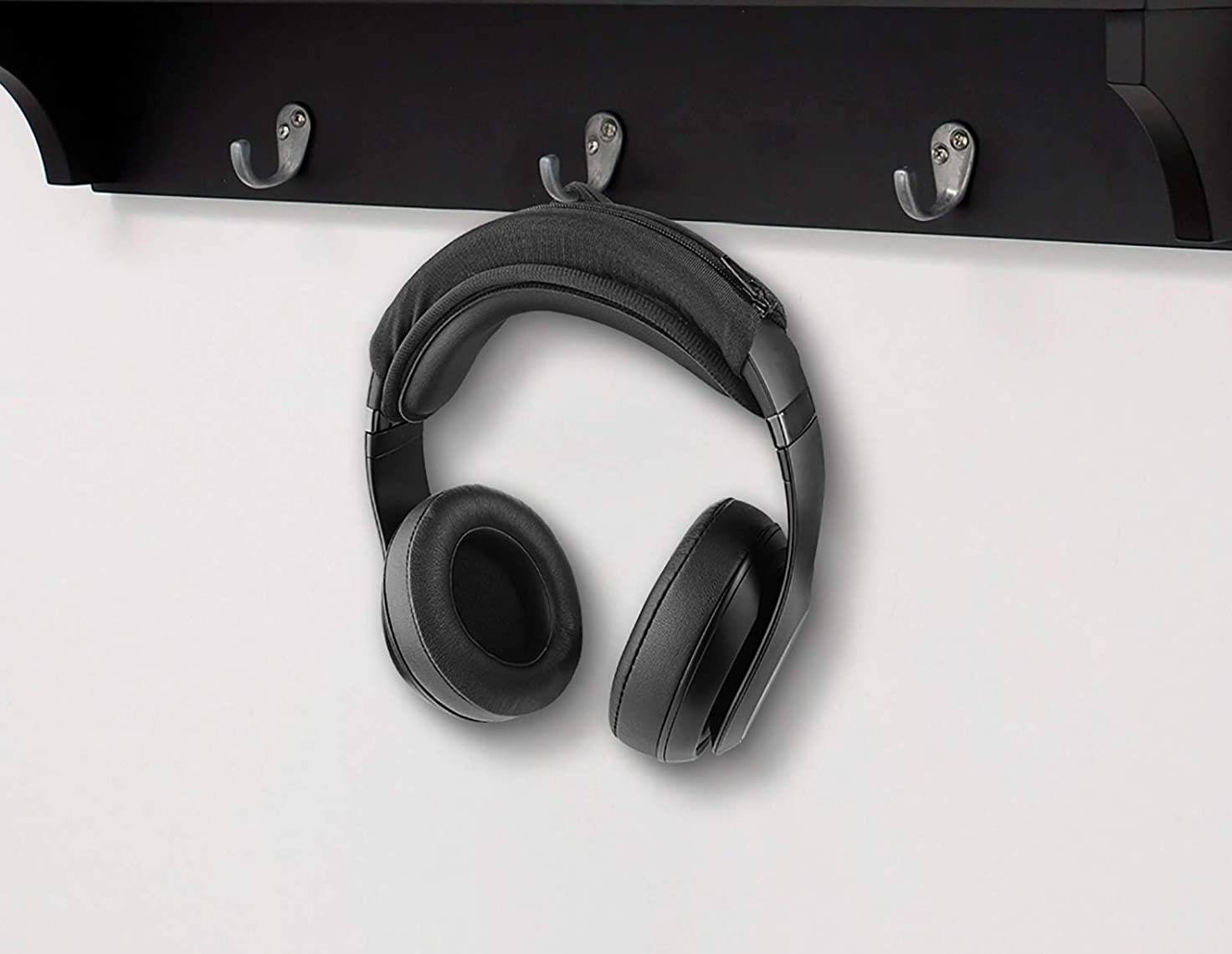 Why Headphones Cause Ear Pain & Best Relief Tips